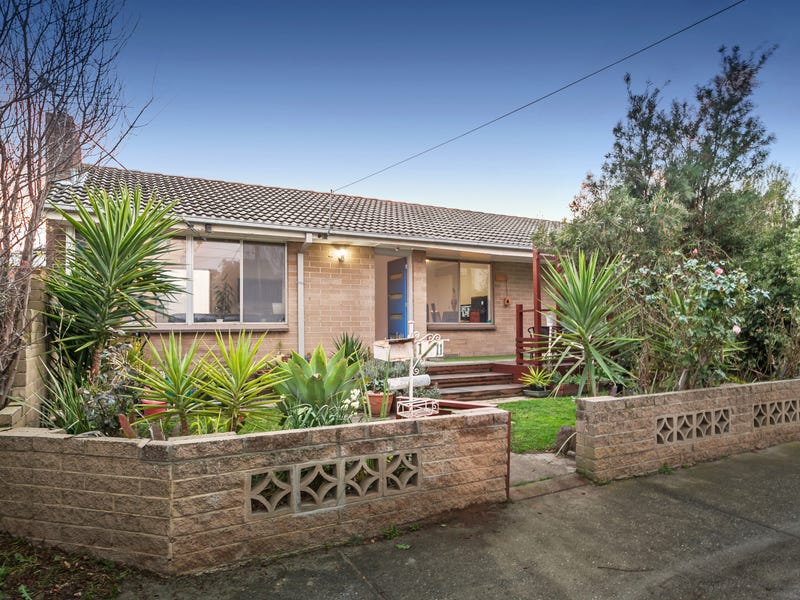 1/11 Graham Court, Preston, Vic 3072 - Property Details