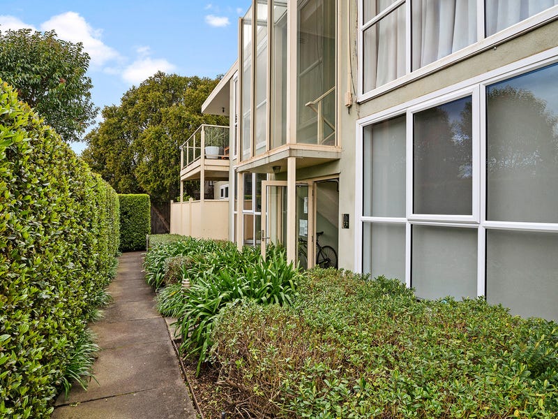 2/24 Hartington Street, Kew, VIC 3101 - realestate.com.au