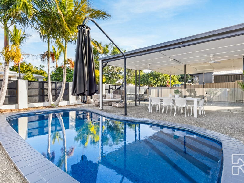 17 Goss Avenue, Labrador, Qld 4215 - Property Details
