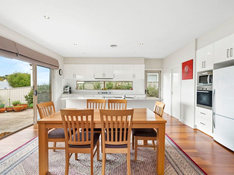 6 Geoff Bardon Street, Weston, ACT 2611 - realestate.com.au