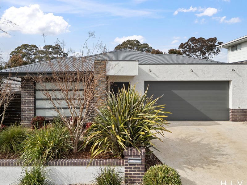 15 Benalla Street, Crace, ACT 2911 - Property Details