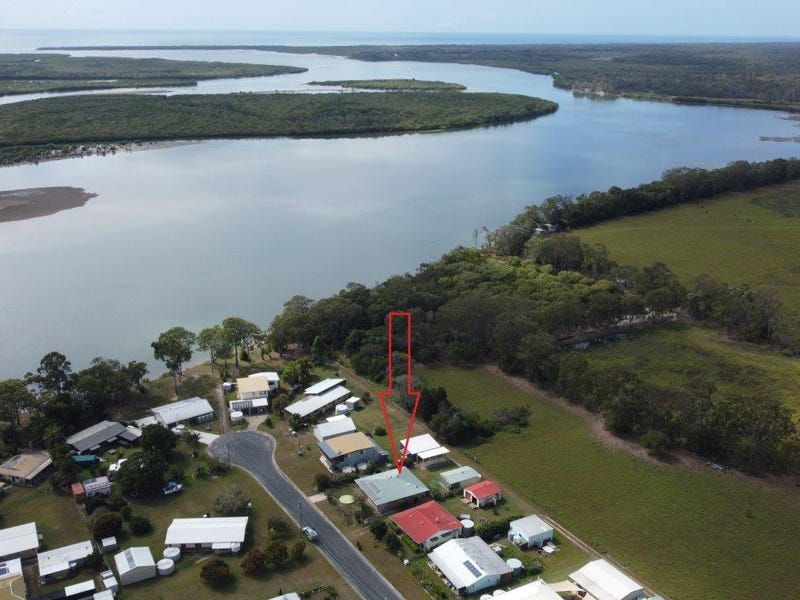 10 Pangola Street, Winfield, Qld 4670 - Property Details