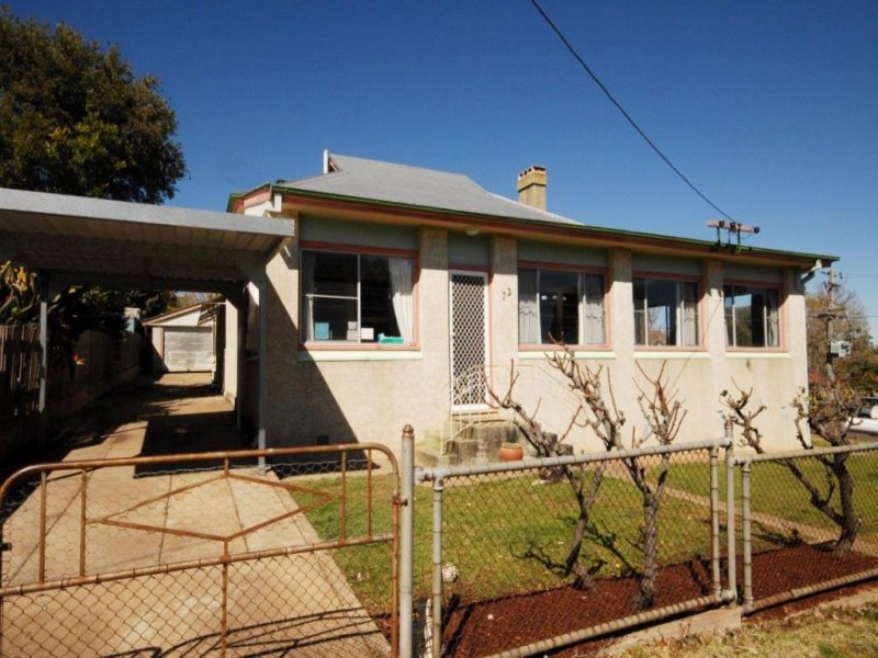 73 Roderick Street, Tamworth, NSW 2340 - Property Details