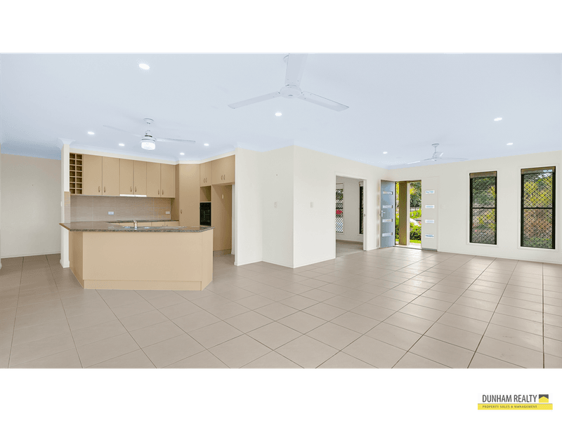 5 Buckinghamia Close, Redlynch, Qld 4870 - Property Details