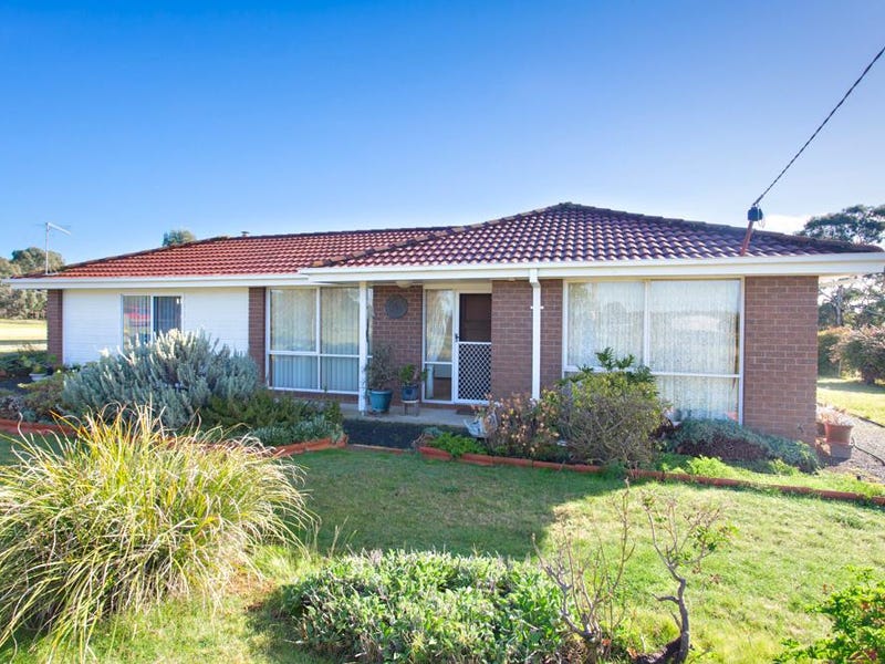 10 Leigh Court, Dereel, Vic 3352 - Property Details