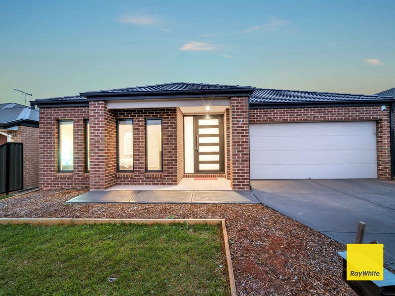 7 Infinity Drive, Fraser Rise, VIC 3336 - realestate.com.au