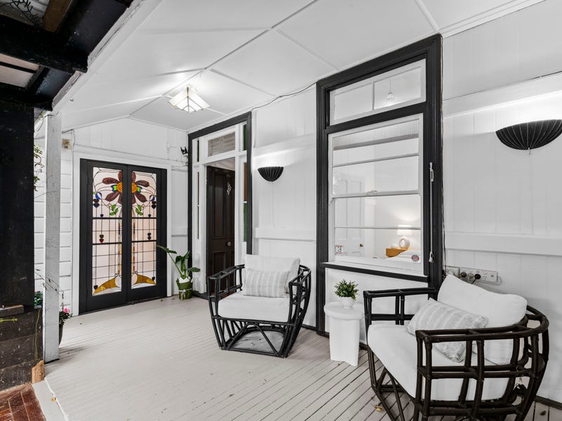 87 Riverton Street, Clayfield, Qld 4011 - Property Details