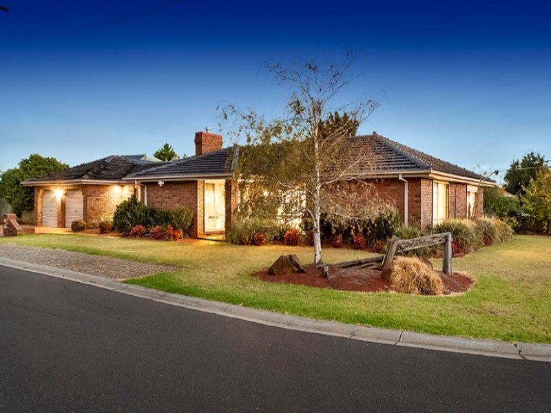 4 Dona Drive, Hoppers Crossing, VIC 3029 - realestate.com.au