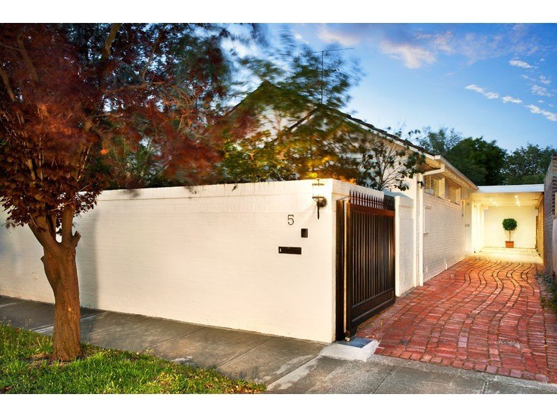 5 Springfield Avenue, Toorak, Vic 3142 - Property Details