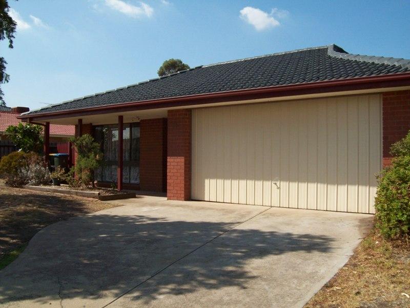 35 Barber Drive, Hoppers Crossing, VIC 3029 - realestate.com.au