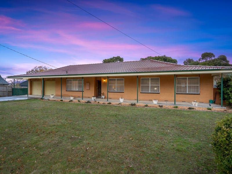 3 Penny Green Drive, Gisborne, Vic 3437 - Property Details