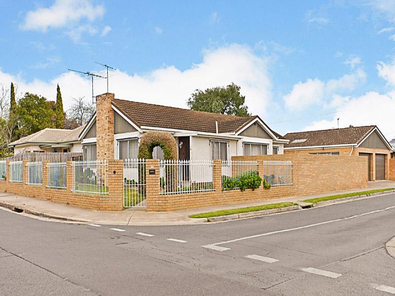 35 George Street, Geelong West, VIC 3218 - realestate.com.au