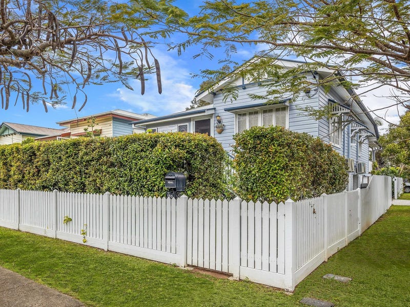 185 Rainbow Street, Sandgate, Qld 4017 - Property Details