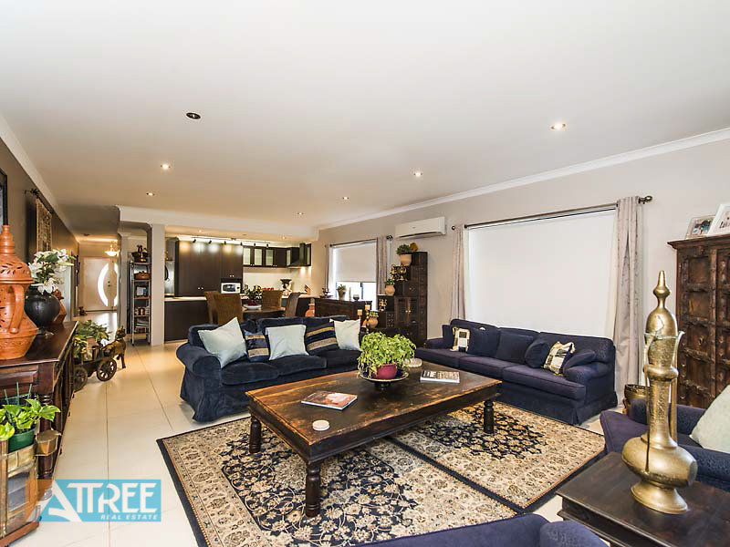 5 Hillhouse Way, Piara Waters, WA 6112 - realestate.com.au