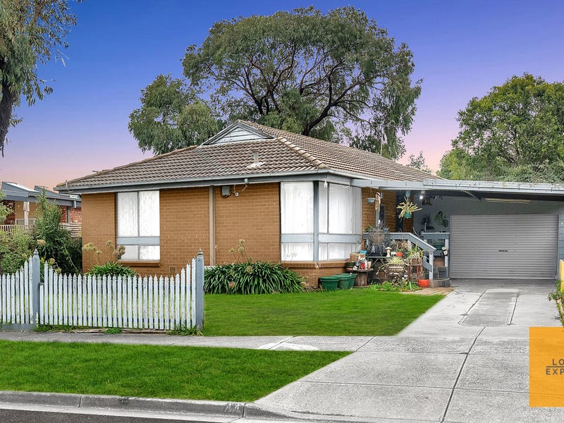 44 Falcon Drive, Melton, Vic 3337 - Property Details