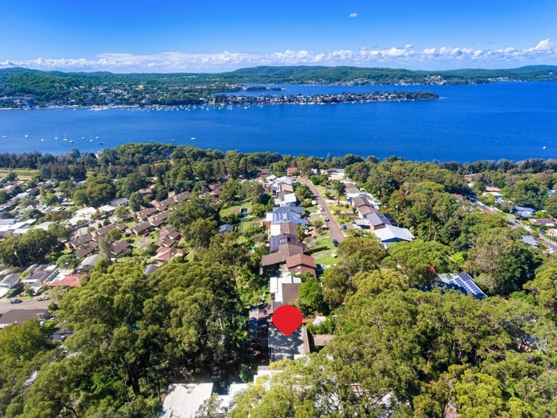 35 Penang Street, Point Clare, NSW 2250 - realestate.com.au