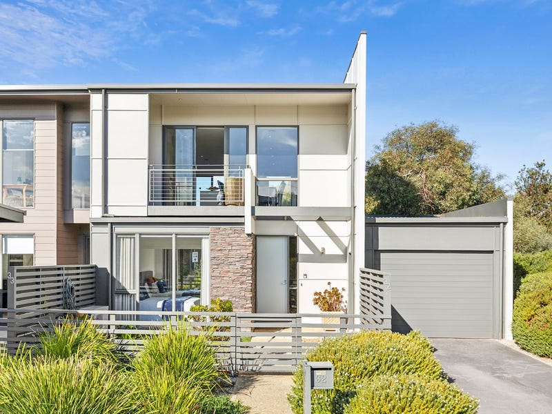 32 Coast Drive, Torquay, Vic 3228 - Property Details