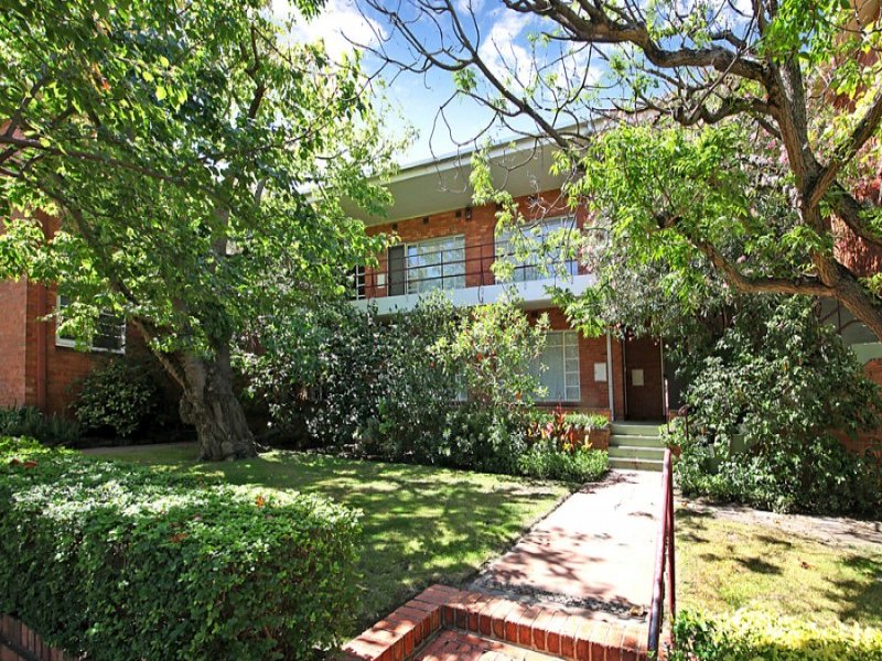 15/486 Toorak Road, Toorak, Vic 3142 - Property Details