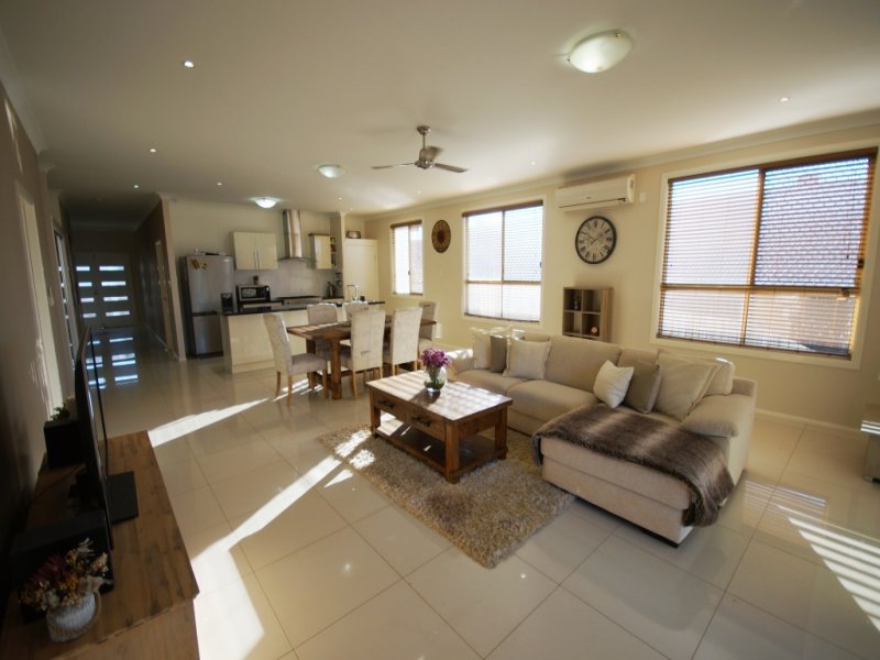 32 Hyde Avenue, Springfield Lakes, QLD 4300 - realestate.com.au