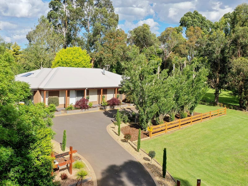 206 Main Neerim Road, Drouin, Vic 3818 - Property Details