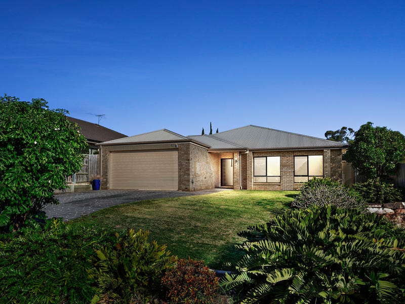 62 Taylor Place, MacKenzie, Qld 4156 - Property Details