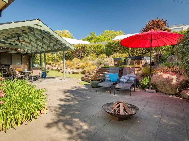 2 Mountain Circuit, Calwell, ACT 2905 - House for Rent - realestate.com.au