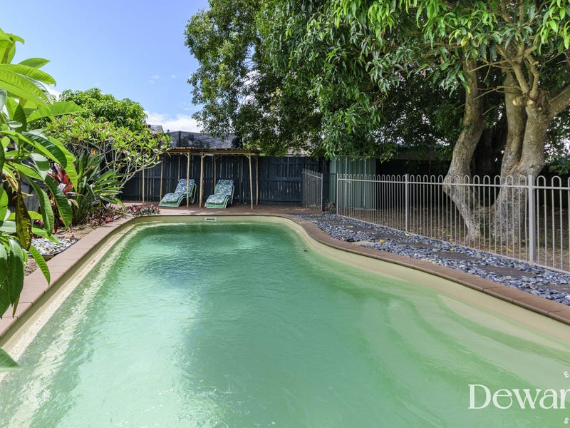 17 Dwyer Street, Beachmere, Qld 4510 - Property Details