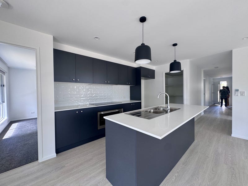 18 Evelyn Rd, Southside, Qld 4570 - Property Details