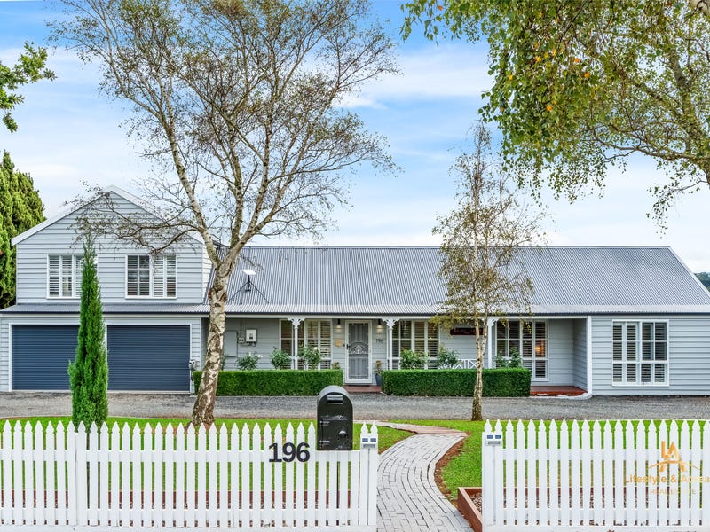 196 BURKE STREET, Warragul, Vic 3820 - Property Details