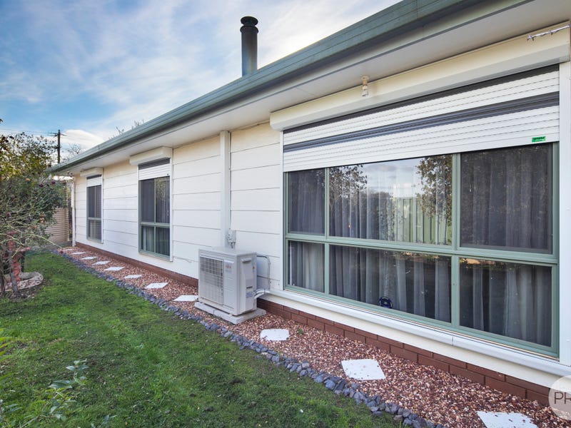 17 Victoria Street, Carisbrook, Vic 3464 - Property Details
