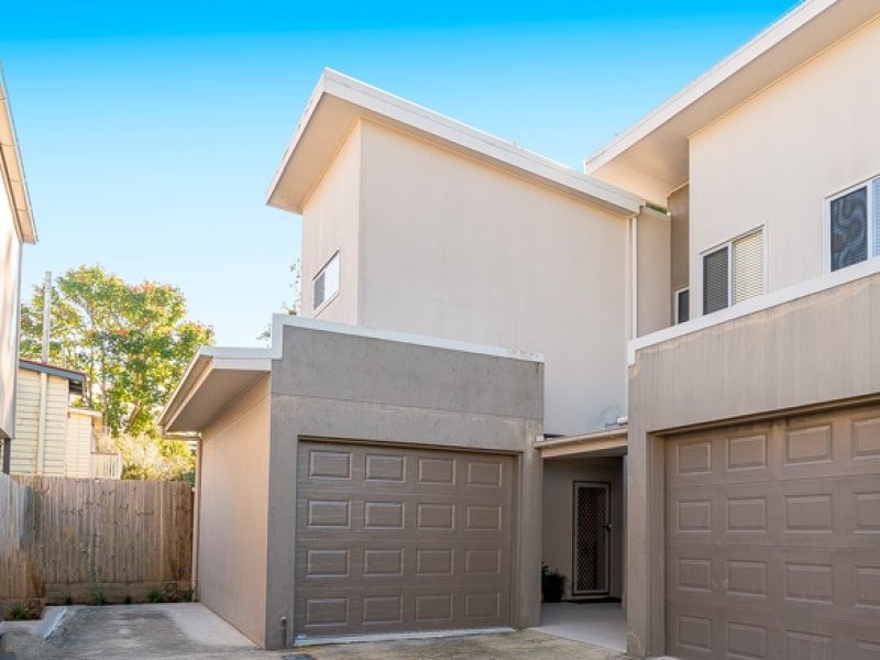 2/16 Broadmere Street, Annerley, Qld 4103 - Property Details
