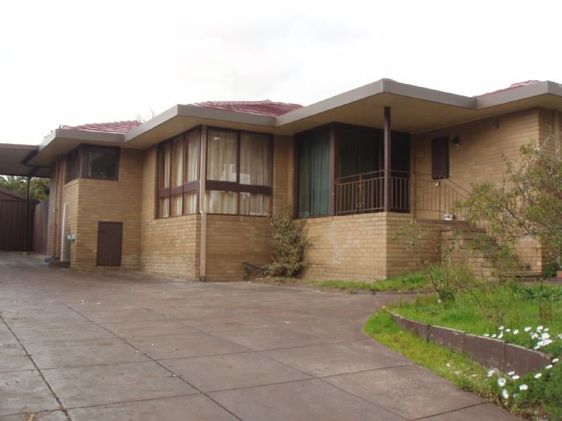 10 ADAM AVENUE, Hallam, Vic 3803 - Property Details