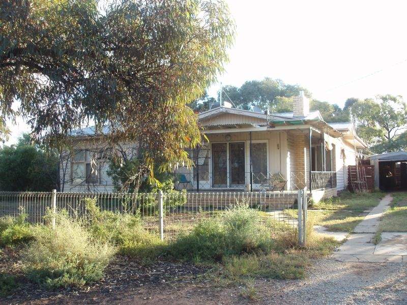 7 Church Street, Manangatang, Vic 3546 - Property Details