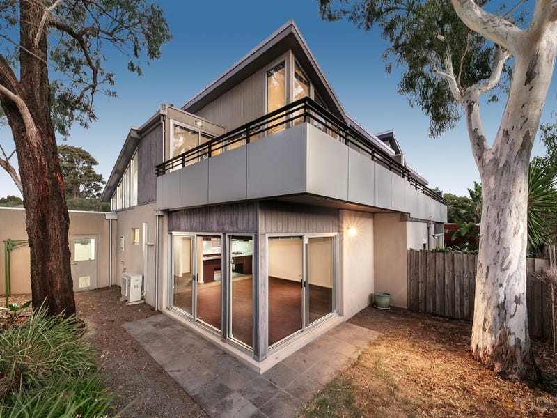 3/83 Fewster Road, Hampton, Vic 3188 - Property Details