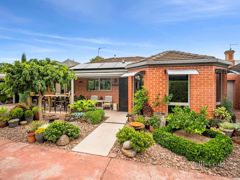2/221 Talbot Street S, Ballarat Central, VIC 3350 - realestate.com.au