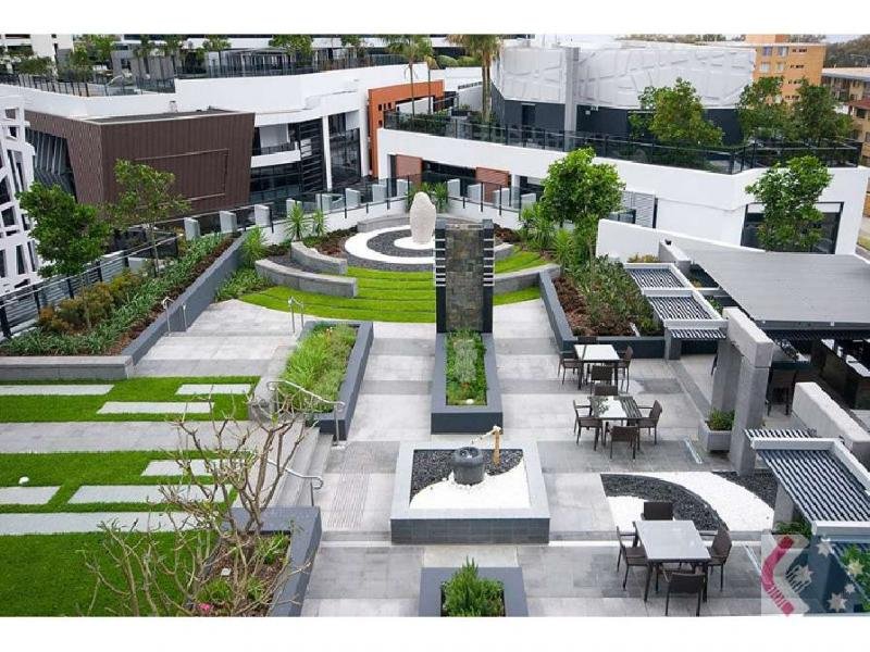 1305/2 Oracle Tower 2, Charles Ave, Broadbeach, Qld 4218 - Property Details