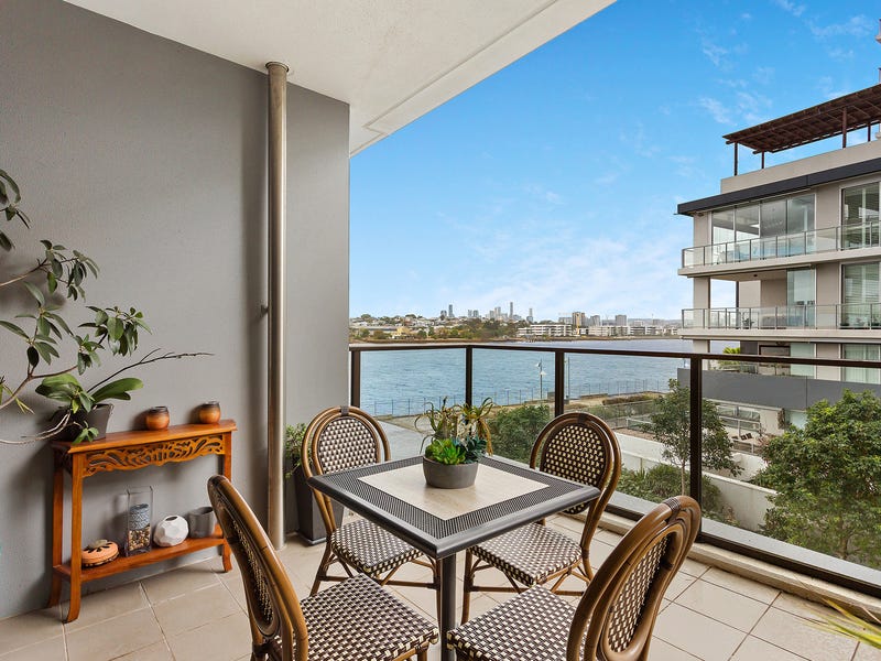 20207/37D Harbour Road, Hamilton, QLD 4007 - realestate.com.au
