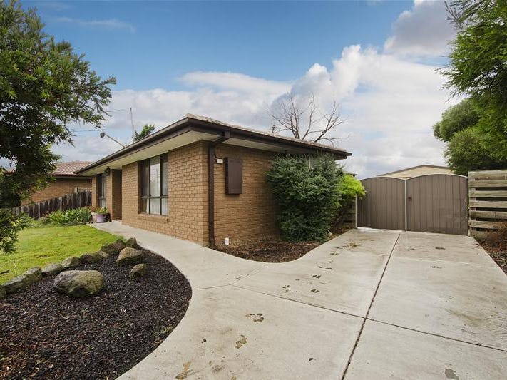 22 Albatross Avenue, Werribee, Vic 3030 - Property Details