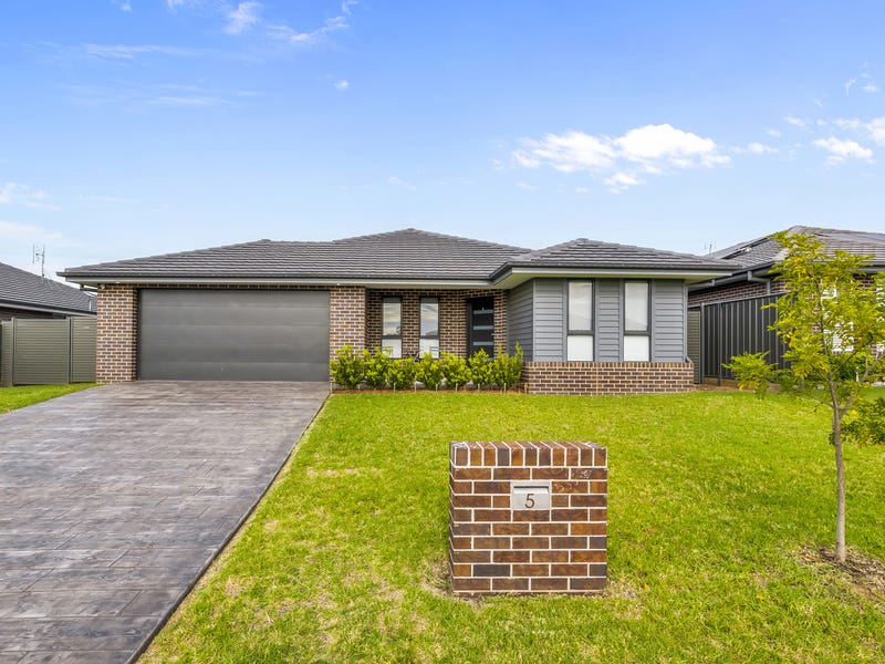 5 Angus Place, Calala, NSW 2340 - realestate.com.au