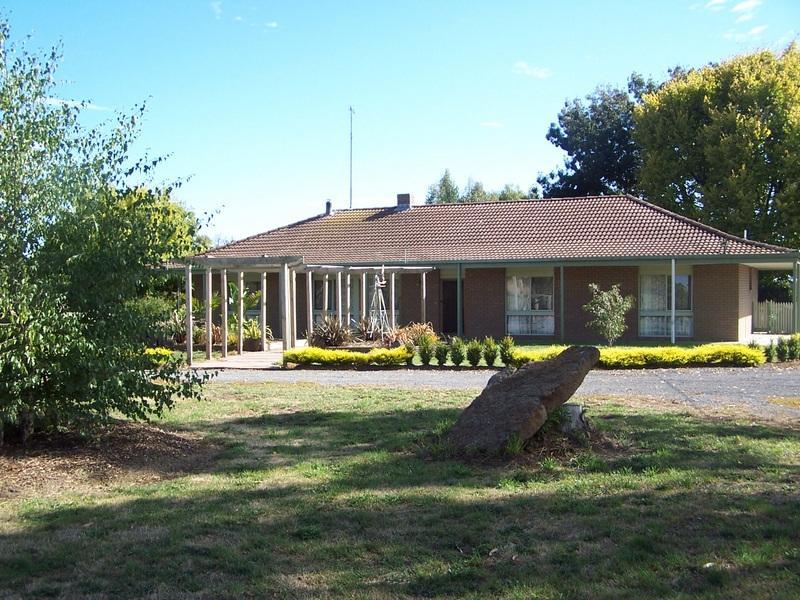 15 Aireys Street, Elliminyt, VIC 3250 - realestate.com.au