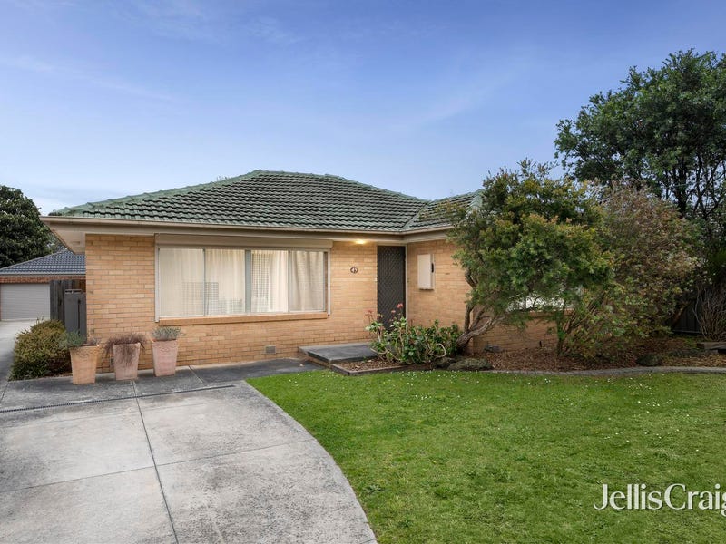 49 Blackburn Road, Mooroolbark, Vic 3138 - Property Details