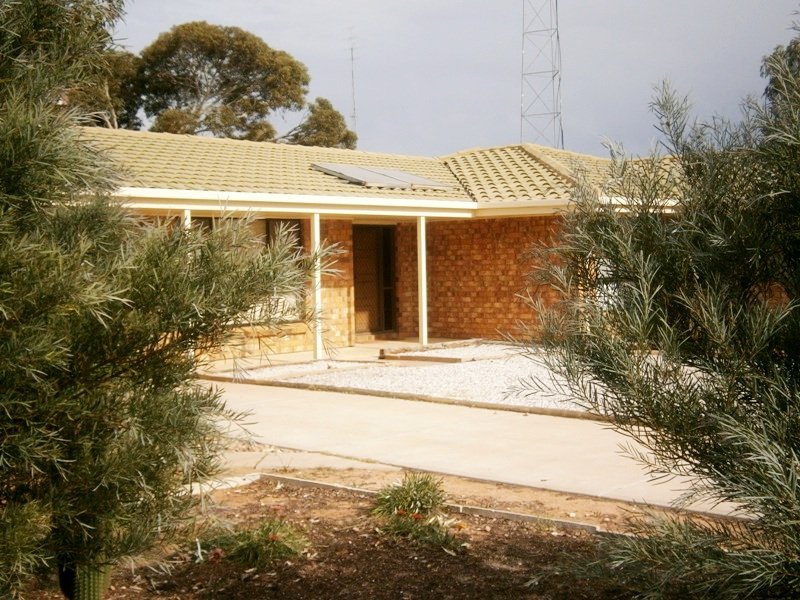 8 Sixth Street, Morgan, SA 5320 - Property Details