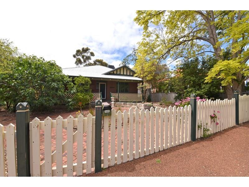 22 Irwin Street, East Fremantle, WA 6158 - realestate.com.au