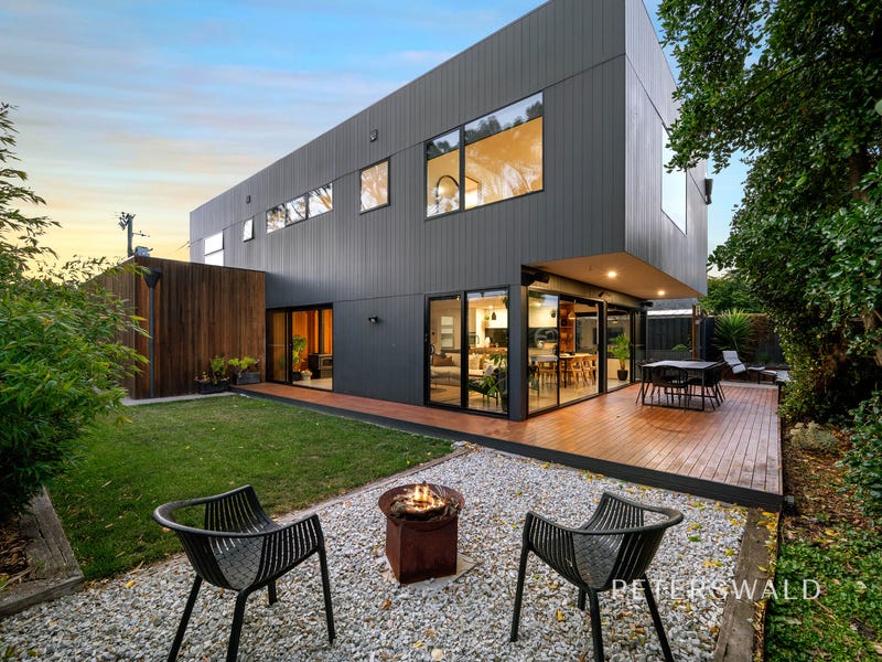 5 Epping Road, Lauderdale, Tas 7021 - Property Details