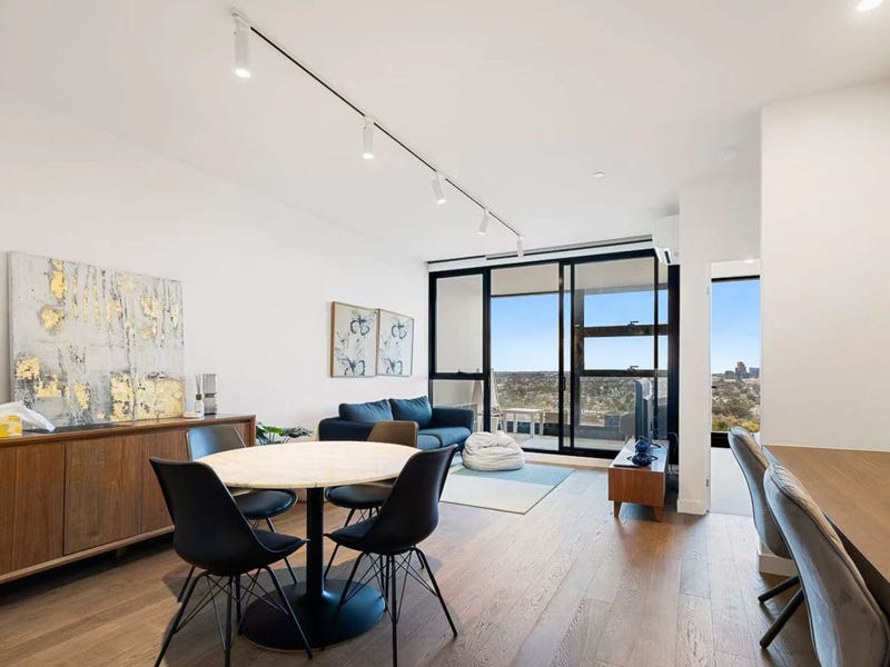 Real Estate for Sale in Doncaster, VIC 3108 (+4 locations) - realestate ...