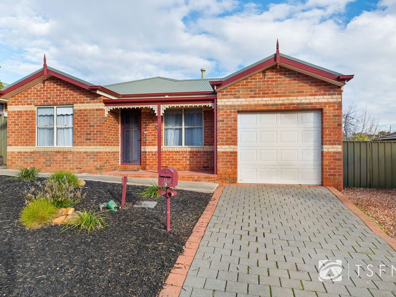 9 Baden-powell Place, Strathdale, VIC 3550 - realestate.com.au