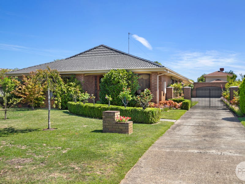 26 Caroline Street, Alfredton, Vic 3350 - Property Details
