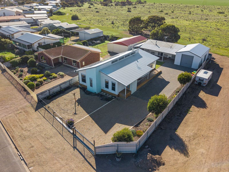 7 Crampton Cres, Port Victoria, SA 5573 - realestate.com.au