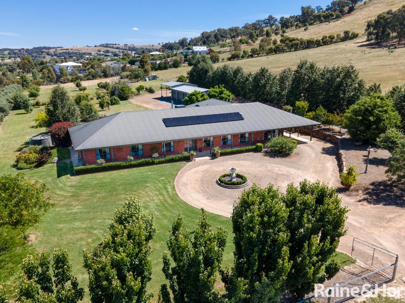 7 Robinia Place, Springvale, NSW 2650 - Property Details