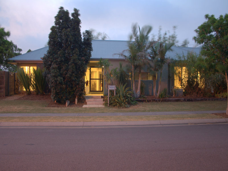 6 Watervale Parade, Wakerley, QLD 4154 - realestate.com.au